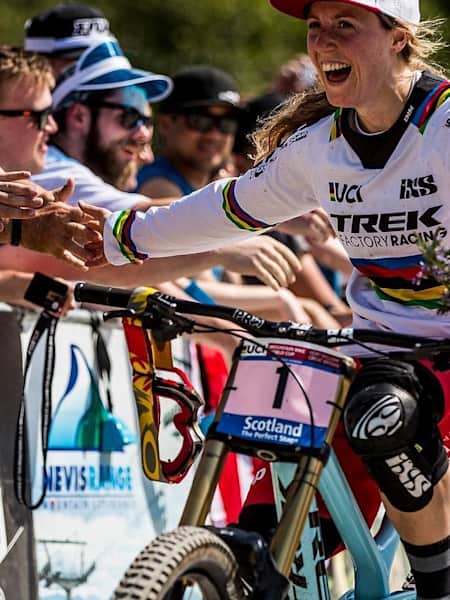 Rachel Atherton wins 2017 Action Sports Laureus Award