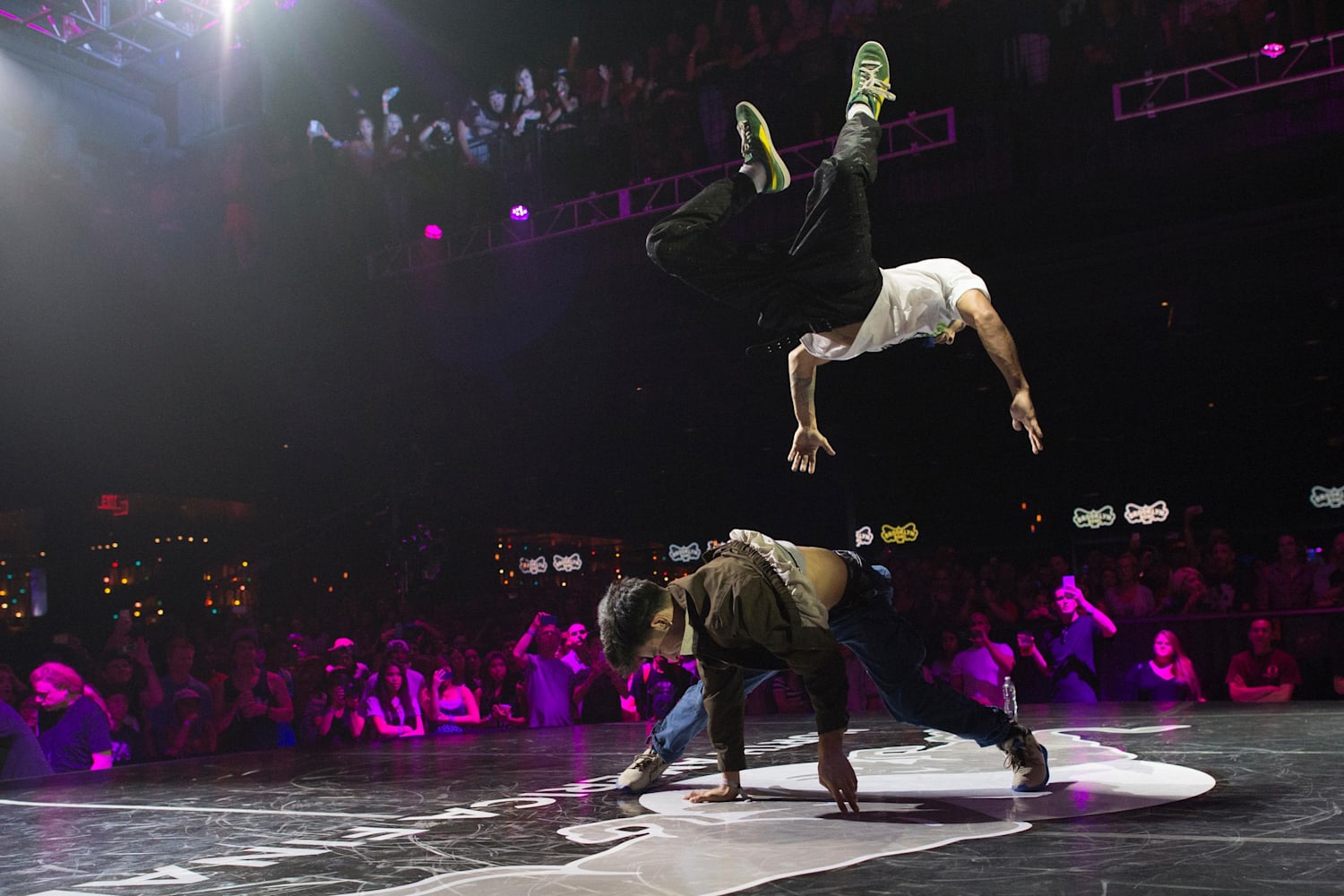 B-boy Victor desafia a gravidade em Las Vegas