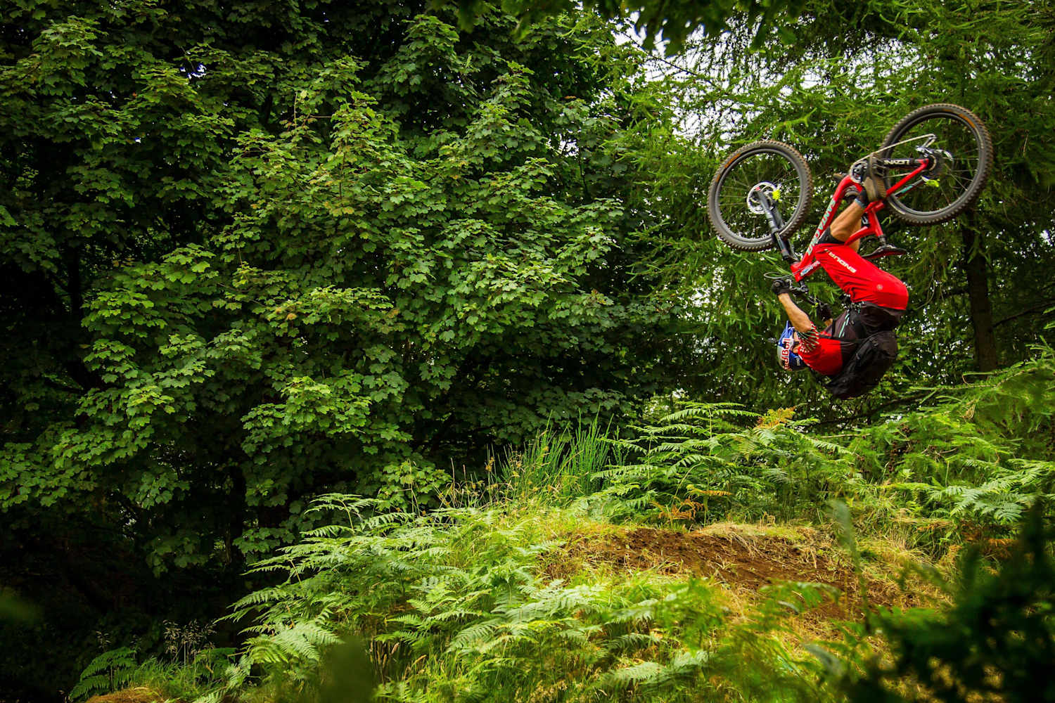 Wee Day Out Behind The Scenes: Case Front Flip