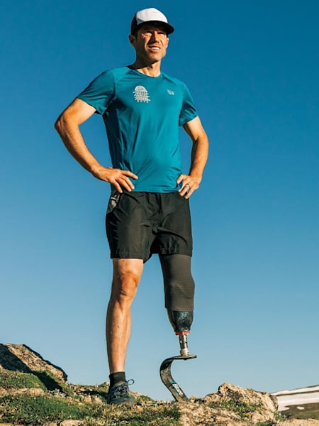 Dave Mackey Becomes a Leadman Again After Losing Leg