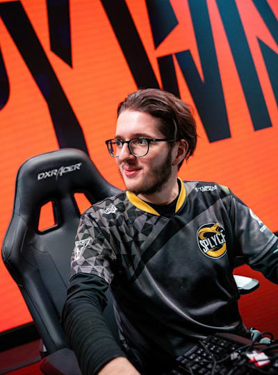 League of Legends: LEC & LCS playoffs first week review