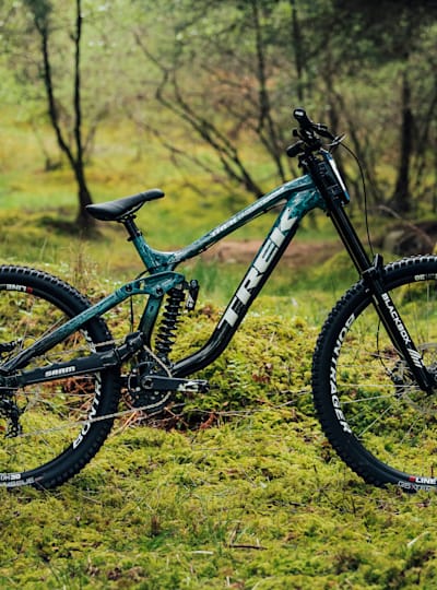 Kade Edwards bike check: Trek Session downhill MTB