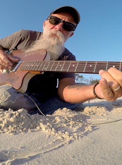 Seasick Steve: First look at Summertime Boy ++Video++