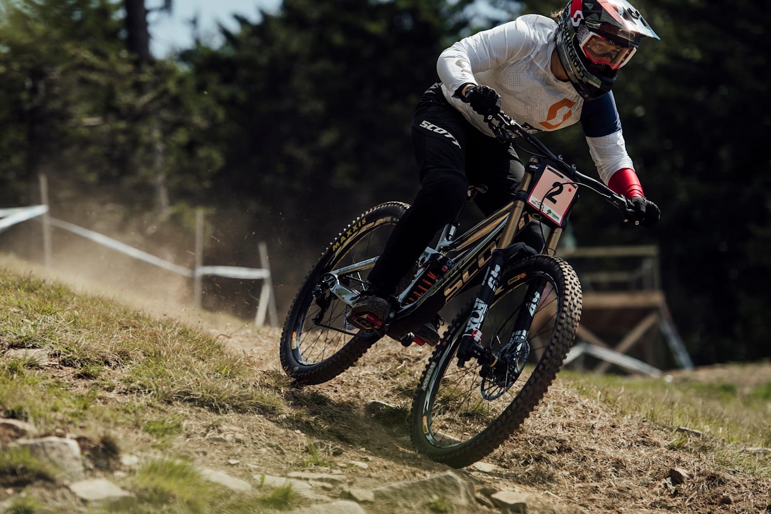 UCI MTB WC 2019: Women's winning run, Snowshoe – video