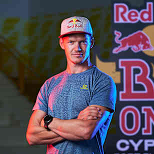 Thomas van Tonder: Obstacle Course Racing athlete page
