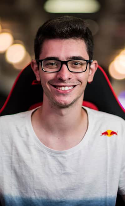 João 'Flakes Power' Sampaio: Esports | Red Bull Profile