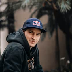 On top of the world - Tom Pagès interview