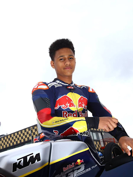 Blog | Aris well in the points in Silverstone