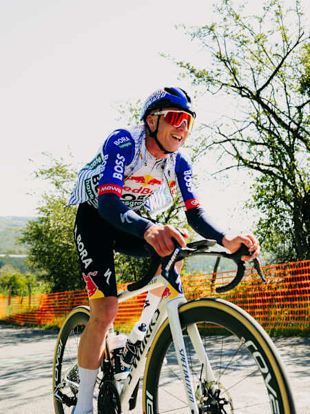 Ready to compete again: Maxim Van Gils makes his comeback