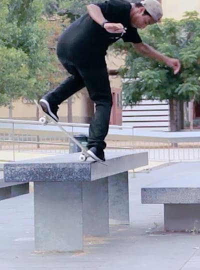 Curtain Call Felipe Gustavo | Red Bull skate