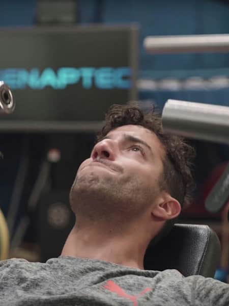 Daniel Ricciardo off-season training video 2017