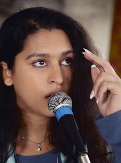 Nadia Nair: concierto pop de temas 'Blow' y 'Something'