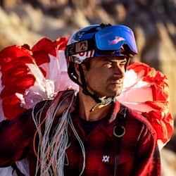 Valentin Delluc s'envole en speedflying en Cappadoce