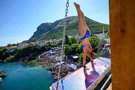 Eleanor Smart blog: Red Bull Cliff Diving Mostar