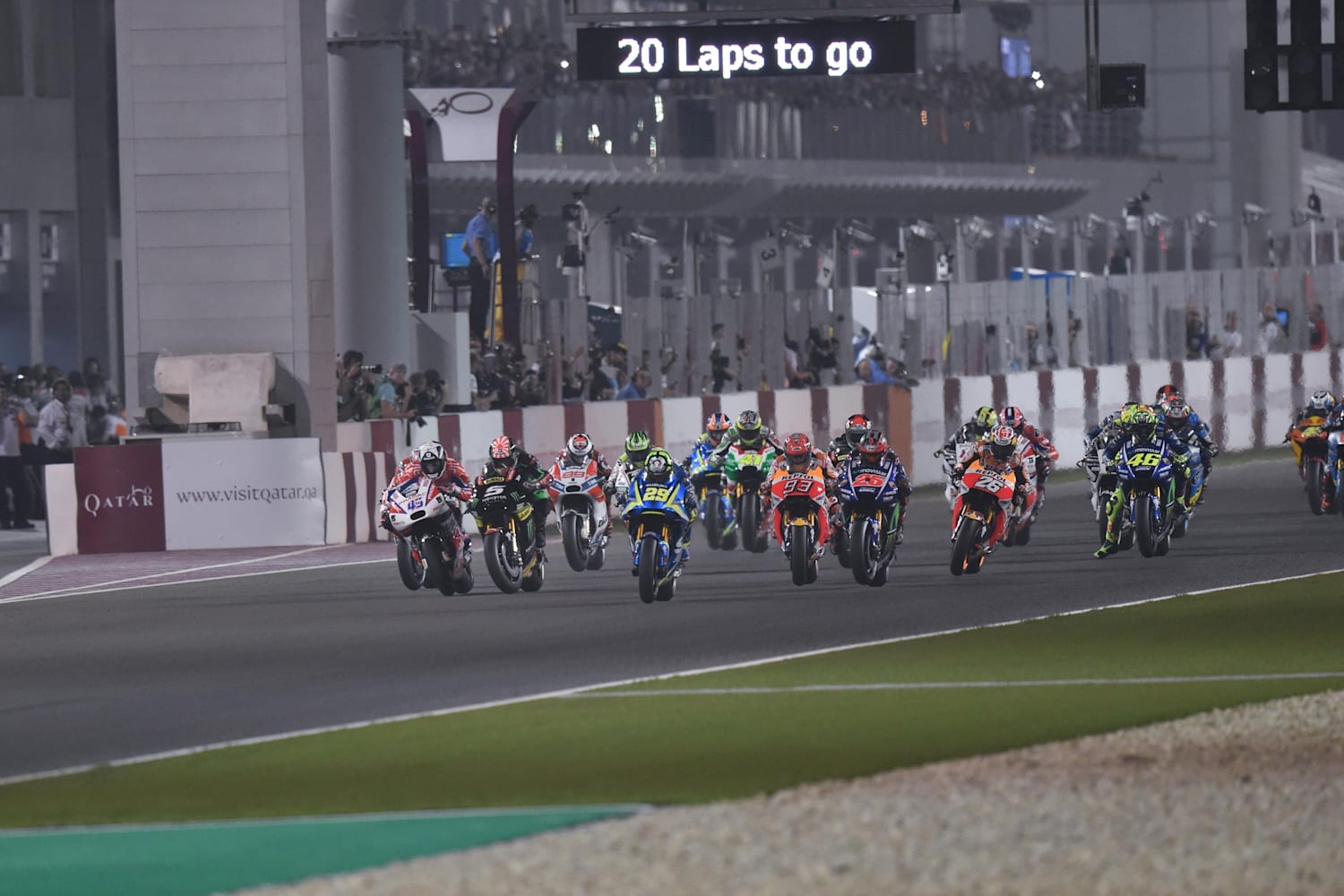 MotoGP night photos from Qatar ++images++