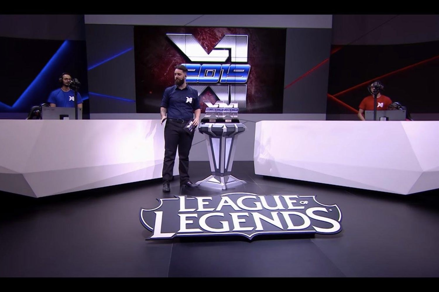 Conheça o X1 dos Casters de LoL e veja os episódios