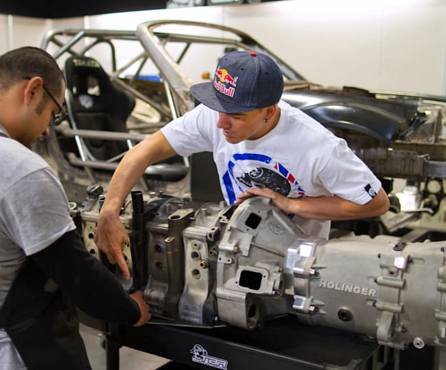 'Mad Mike' Whiddett's new RADBUL project *video*