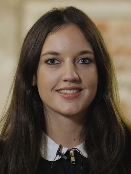 French pop singer JAIN: Watch her live session +video+