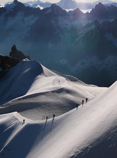 Top 6 ski runs with the most vertical drop in the world