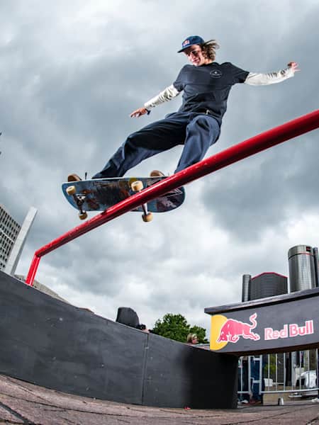 How to make a skateboard rail: DIY grind rail tips