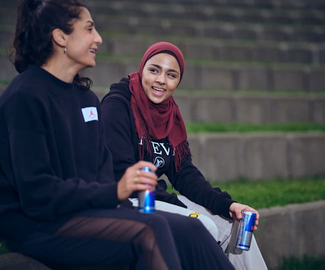 Anusha Samia: Panna fodbold