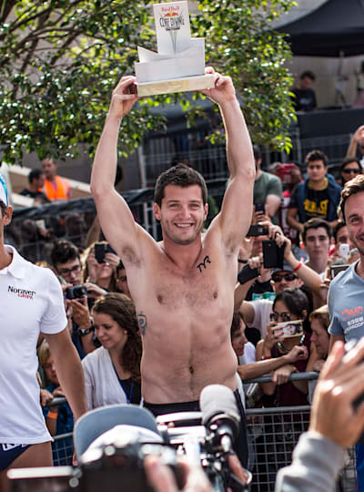 Red Bull Cliff Diving 2015: Bilbao report and videos