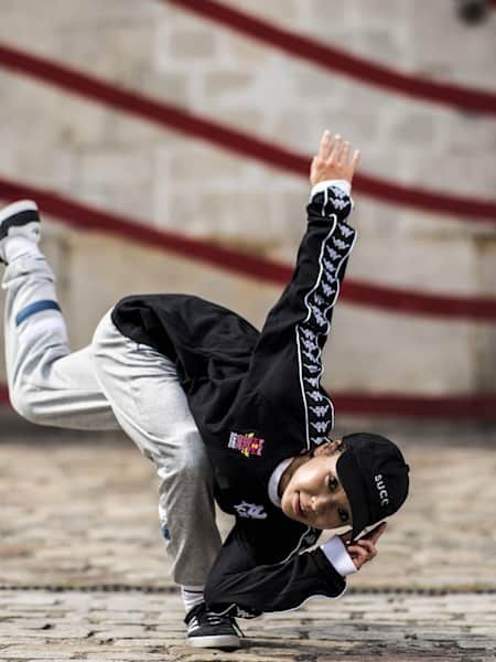 Rise of the B-Girls: Ayumi Body Carnival ++++video++++