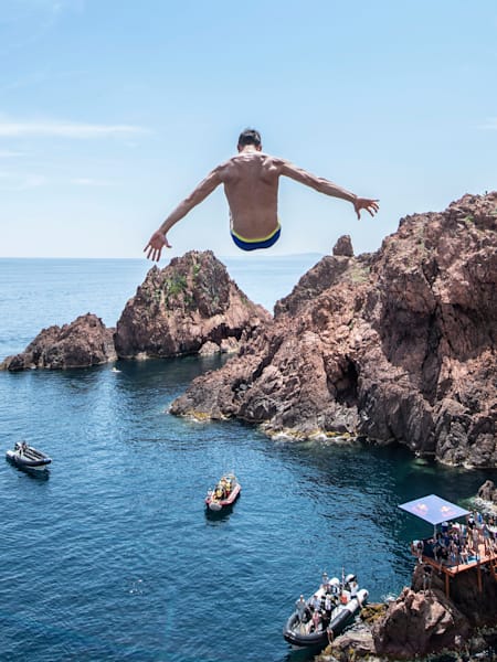 Red Bull Cliff Diving returns after 635 days