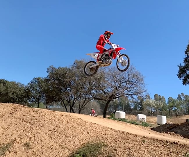 Blog | Alex Escrig shifting the dirt around to stay fit