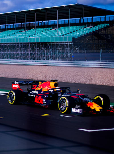 RB16 Here To Charge