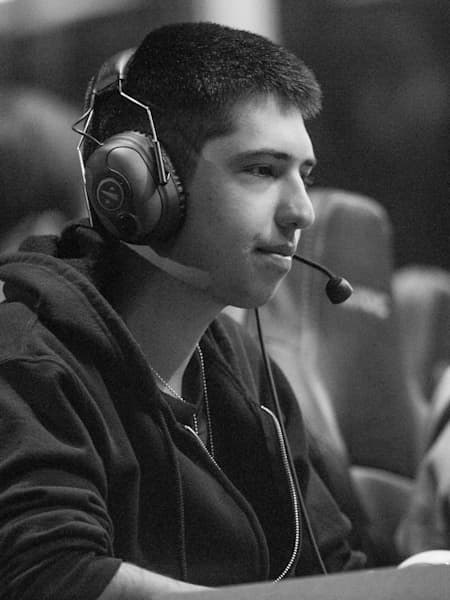 Dota 2: Aliwi ‘w33’ Omar pubstar interview