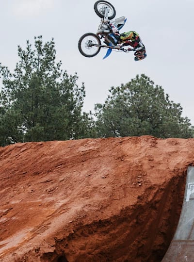 Historie FMX přepsána - Tom Pagès odjel Front Flair