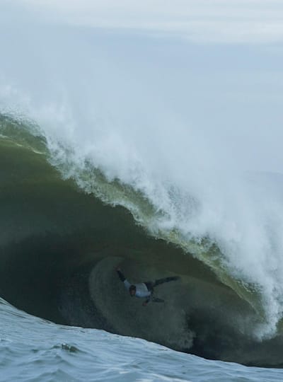 Vídeo de grandes caídas de surf Red Bull Cape Fear 2016