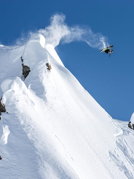 Travis Rice wins: Freeride World Tour event in Hakuba