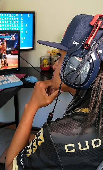 Jeannail ‘Cuddle_Core’ Carter | Red Bull Athlete Page