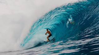 Sessions: Kolohe Andino surfs at Cloudbreak ++video++