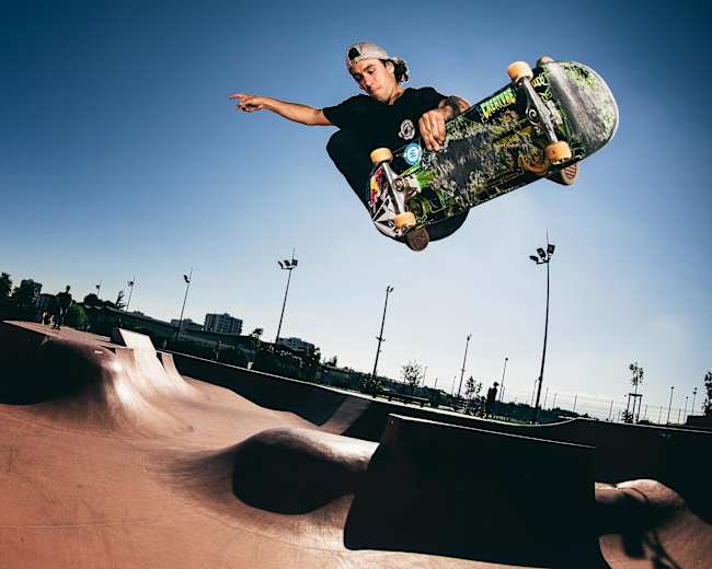 One Line : Vincent Matheron skate 5 bowls en une ligne