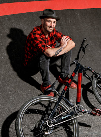 Claudio Caluori: Légende du VTT & pumptrack