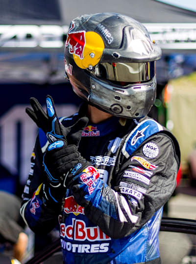 MAD MIKE PUTS HUMBUL THROUGH ITS PACES IN PRACTICE