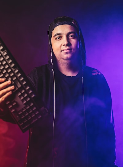 『VALORANT』：cNedが語る世界最強までの道のり | eスポーツプレイヤー | レッドブル