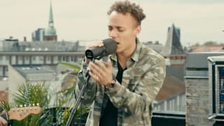 Red Bull Music Sessions: Alexander Oscar 'So Low'