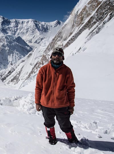 Daniel Toader urca muntii pe care nu-i urca nimeni