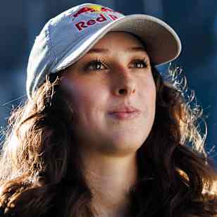 Alexandria Loutitt: Ski jumper – Red Bull Athlete Page