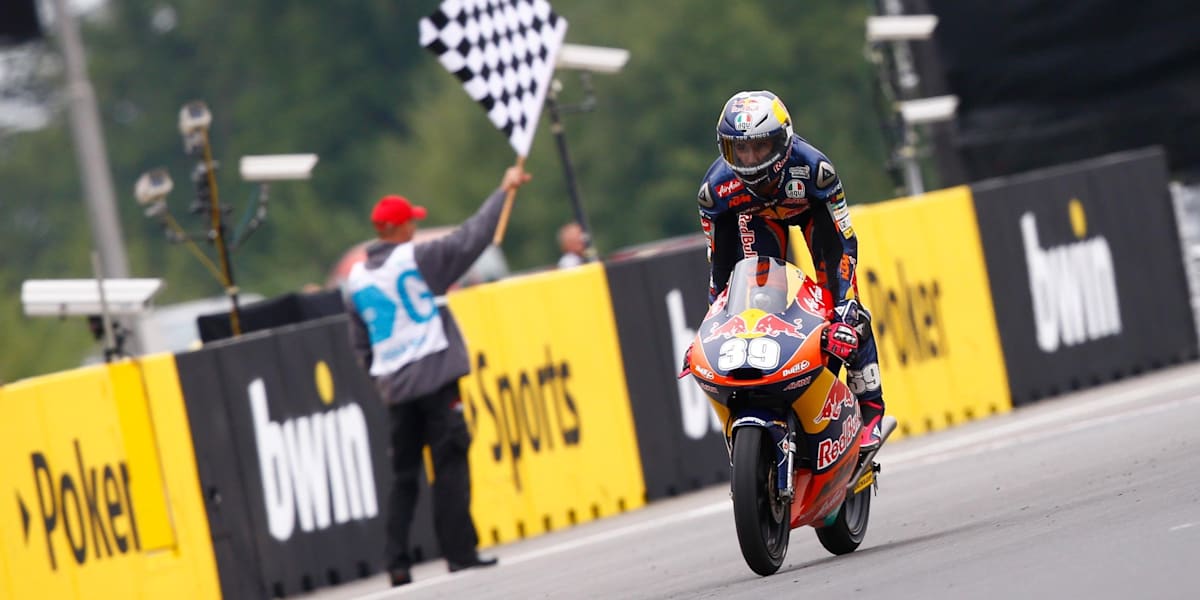Salom defies injury to take huge win