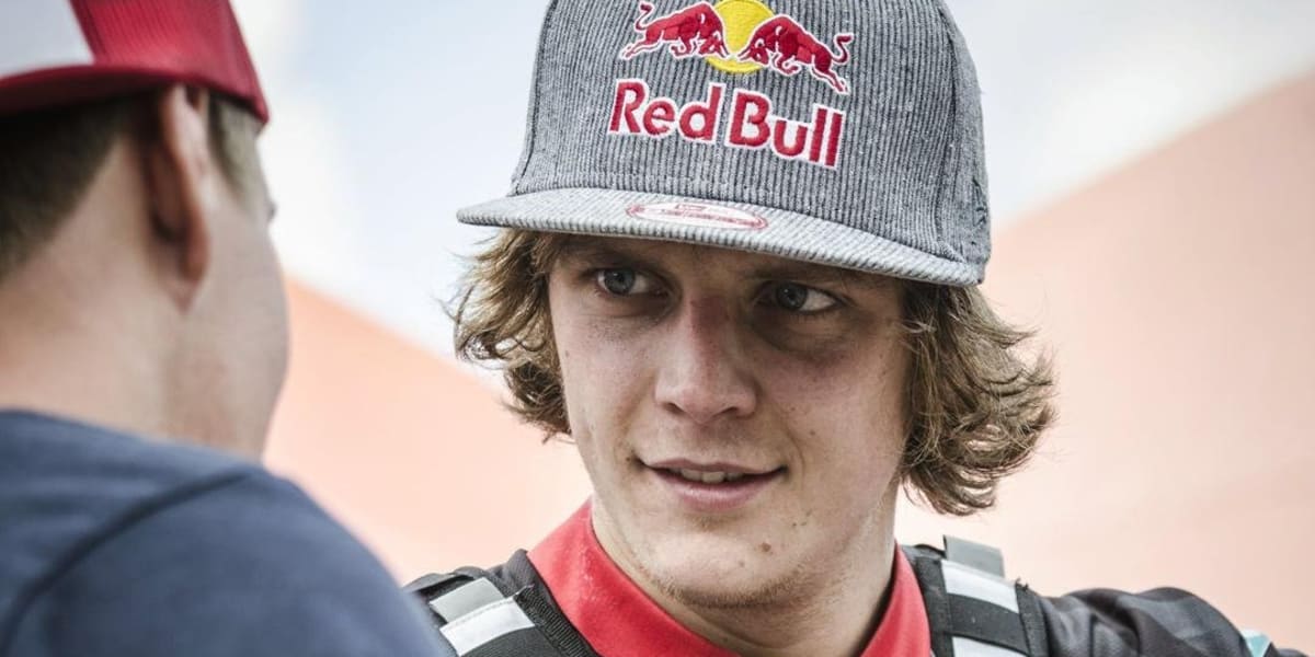 Jonny Walker wins Camino de la Independencia