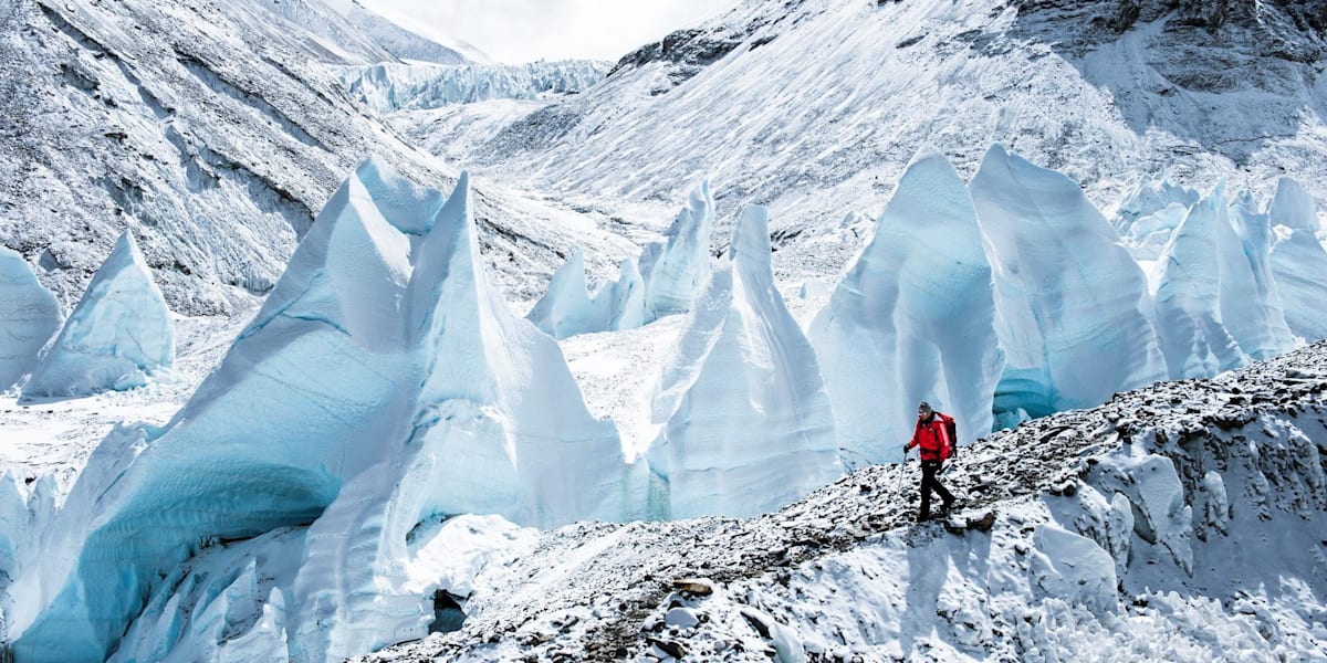 Valery Rozov BASE Jumping