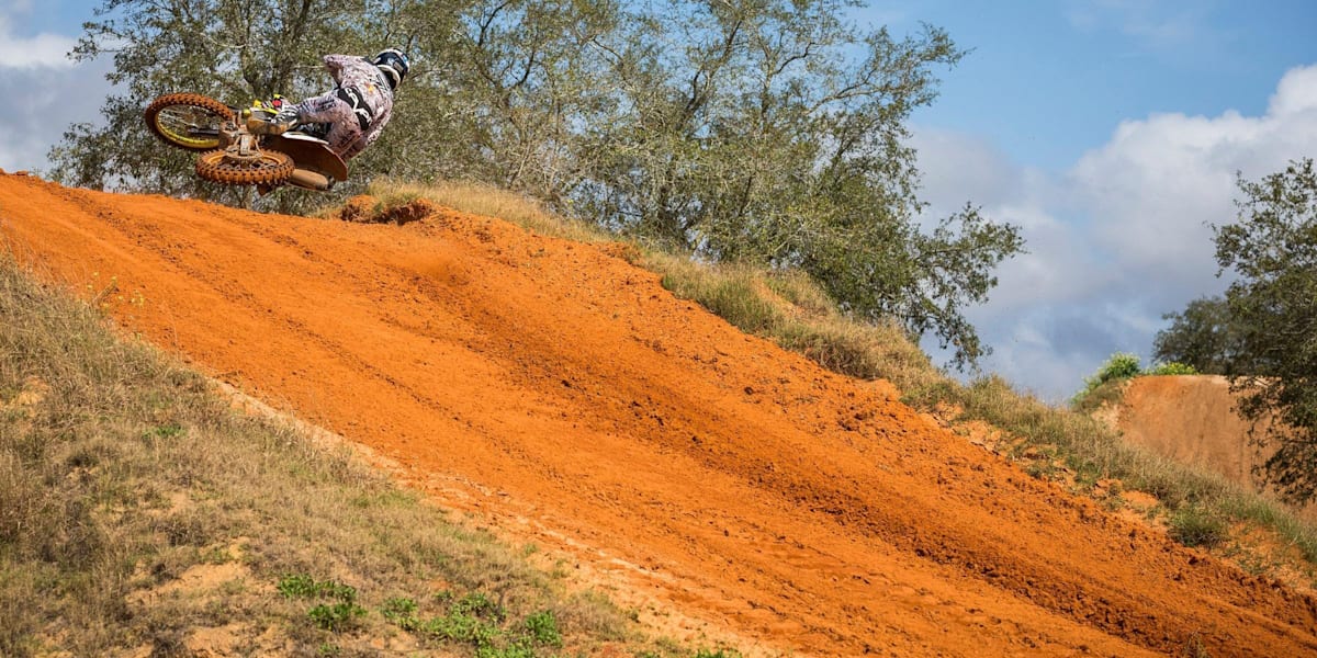 The Bubba Scrub Super Slo-Mo Video | James Stewart