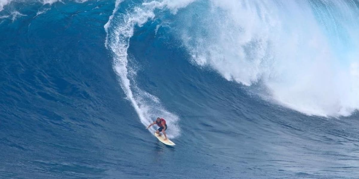 Big wave wipeouts: The psychology of big wave surfing