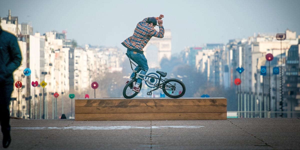 Matthias Dandois Raw 100: BMX Flatland *video* Red Bull