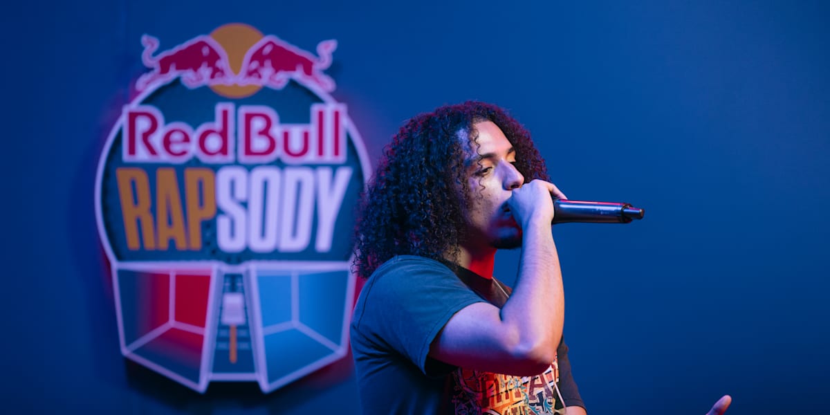 Chi è Astro, la vita e carriera del rapper